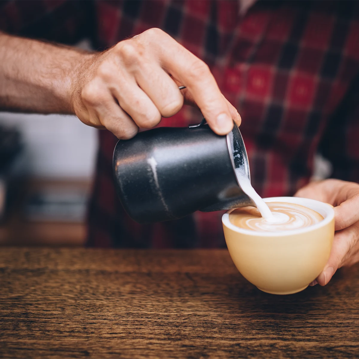 6 coisas que você precisa saber antes de tomar café com leite